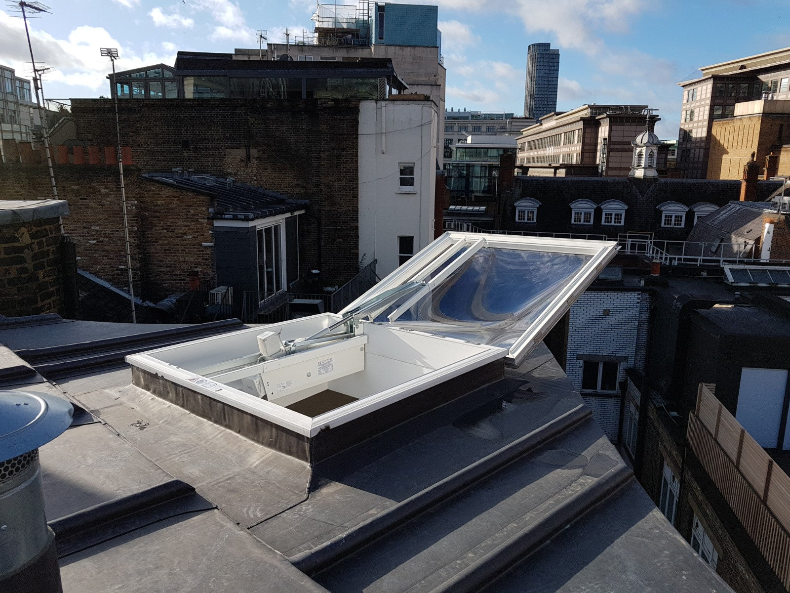 Opening Roof Windows for Flat & Pitched Roofs | Manual & Electric